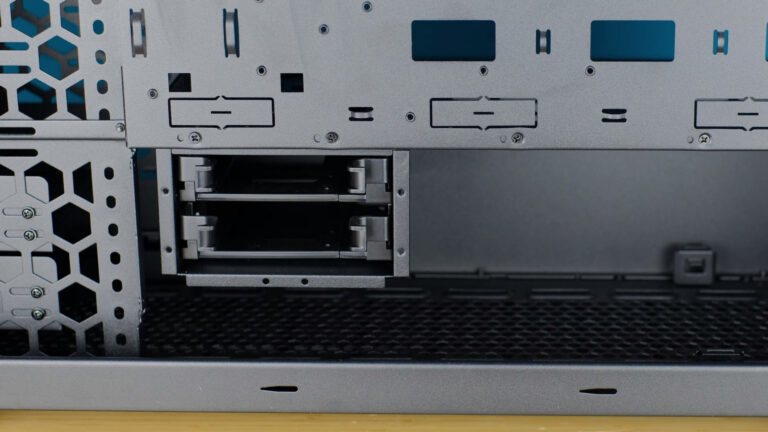 Insane Full Tower RGB PC Case - Anidees AI CRYSTAL XL PRO • Epic Game Tech